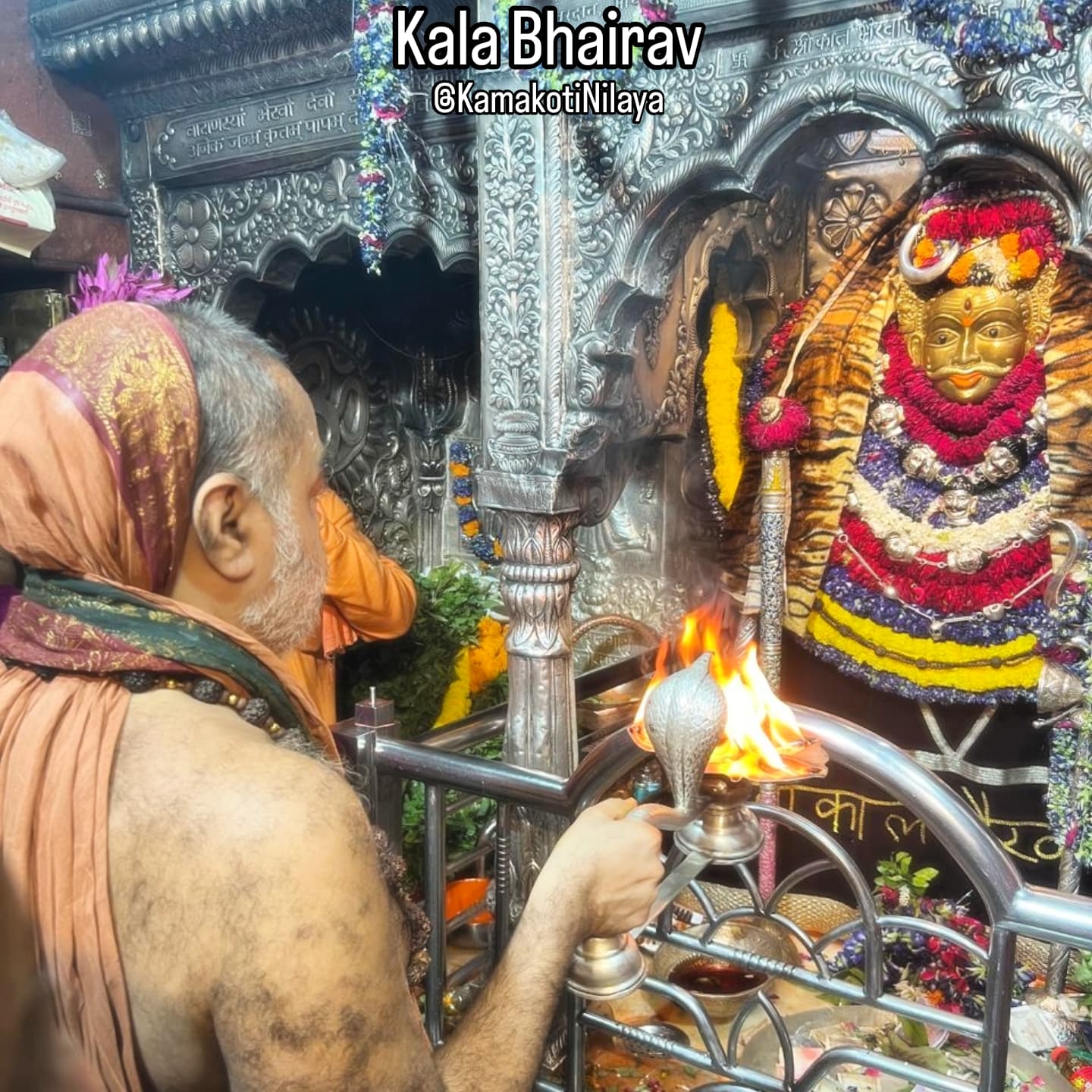 Very rare photos of Mahaperiyava – Sage of Kanchi